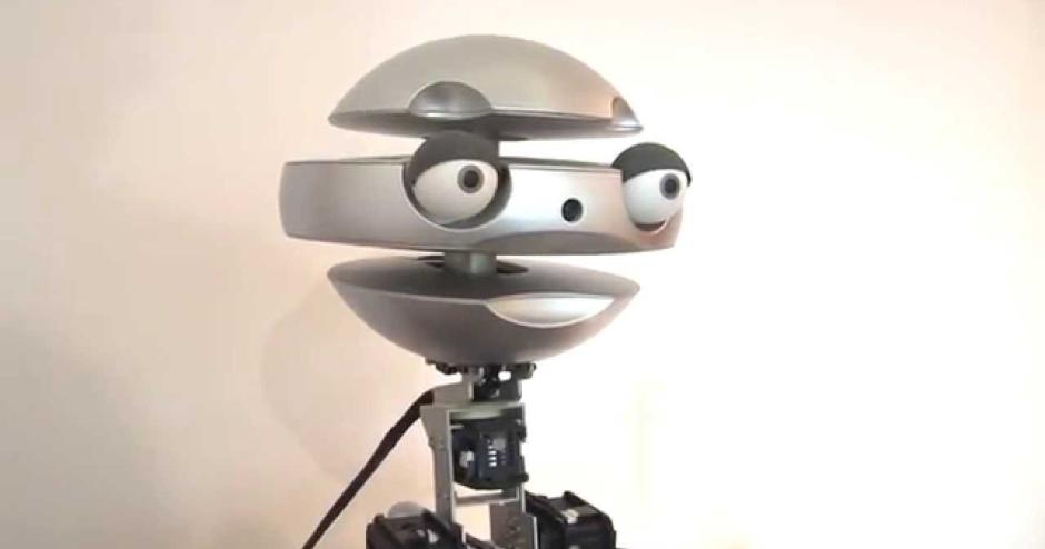 EMYS the emotional robot project | 3D Systems